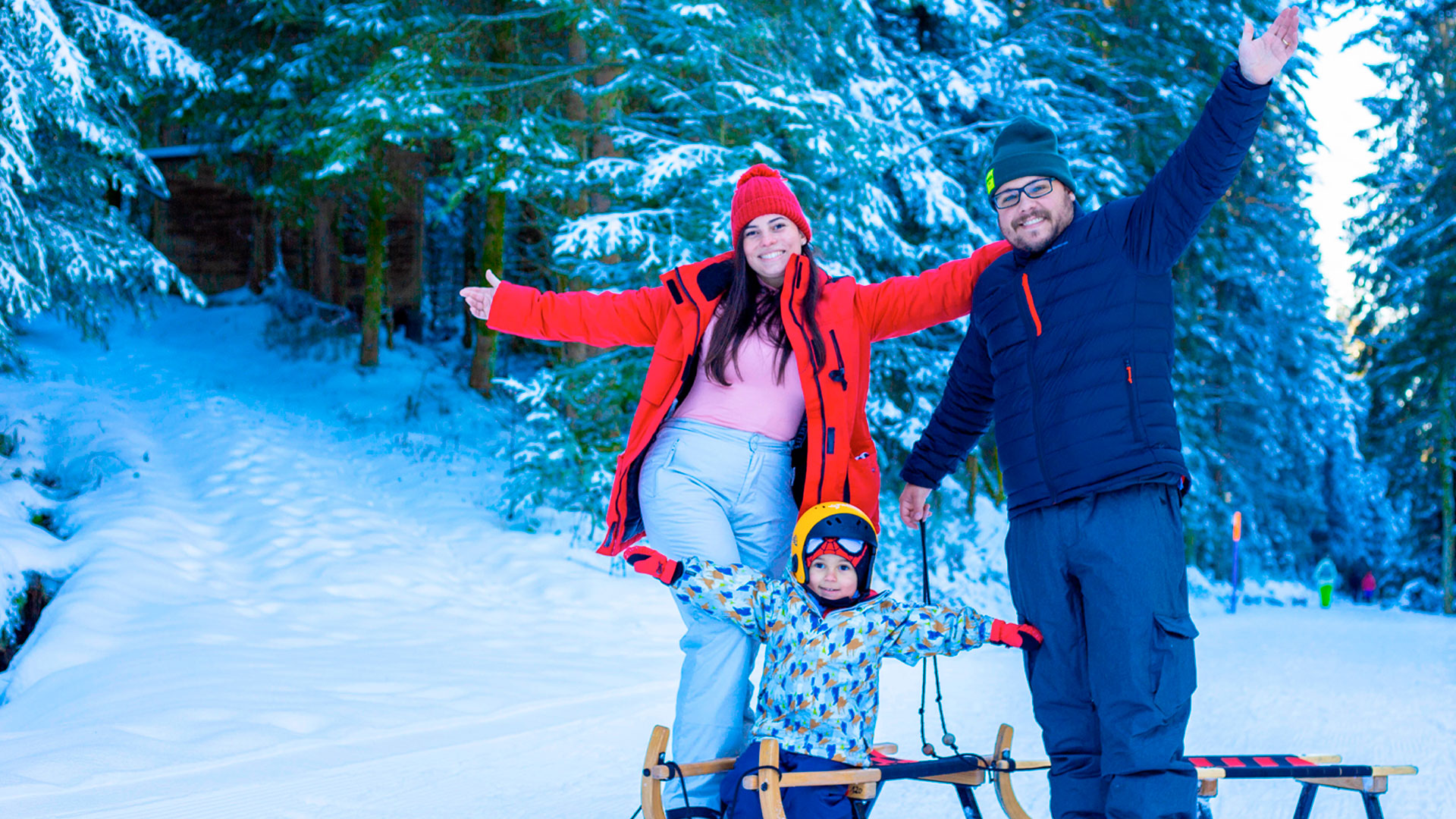 Cris Pelo Mundo - Rumo ao Polo Norte - 1ª Temporada - Looke